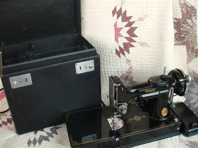 A Concise History of the Featherweight Case – The Singer Featherweight Shop