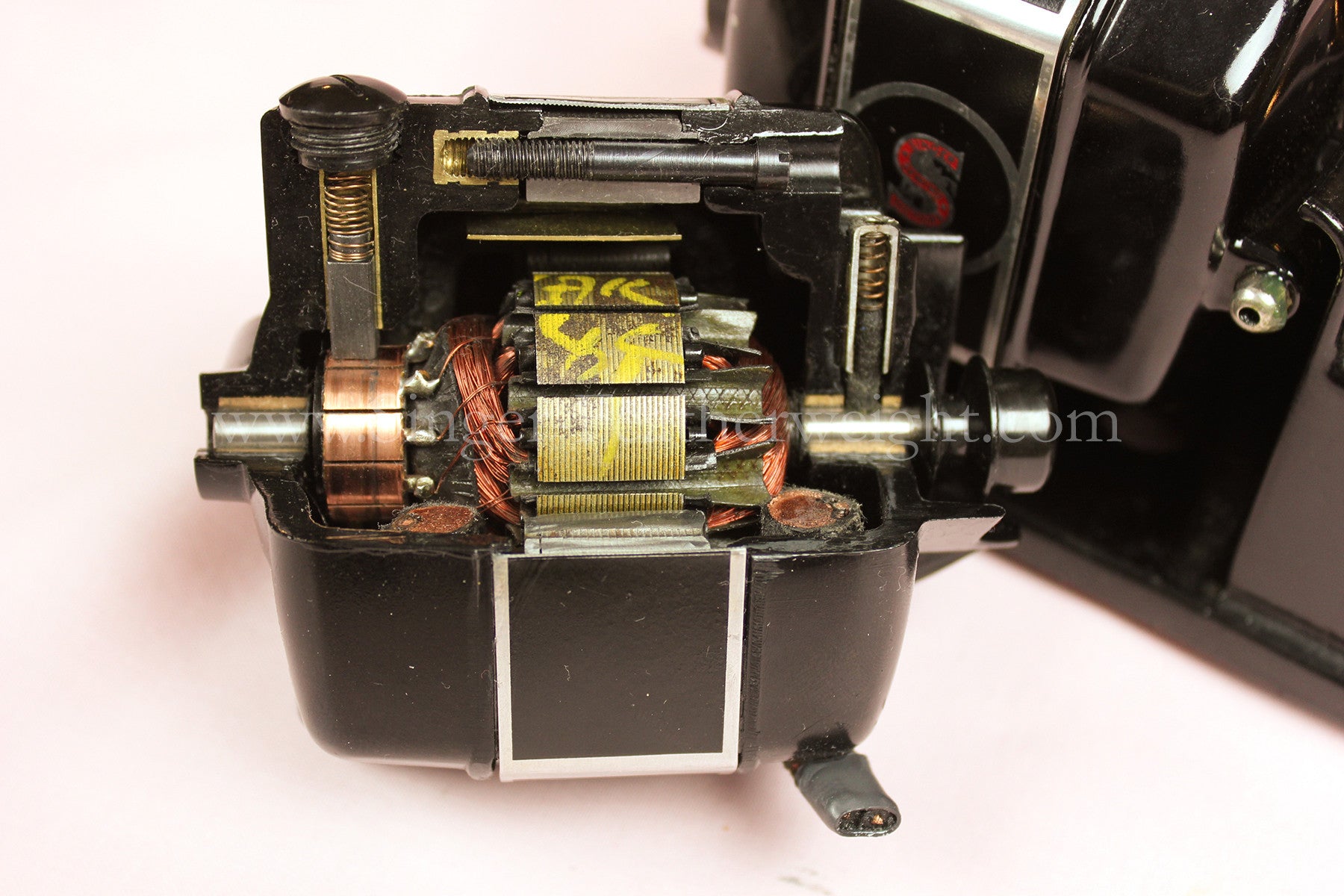 New Tutorials: Thread Stand & Motor Lube Ports – The Singer ...