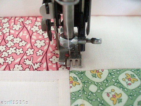 Singer Featherweight 221 & The "Penguin" Walking Foot – The Singer ...
