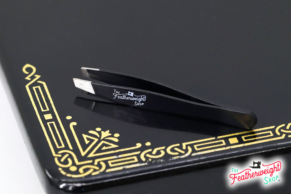 Thread Tweezers, MINI Black Featherweight Shop – The Singer ...
