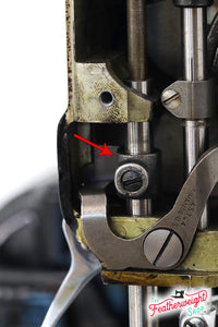 Guide Bracket Clamp for Presser Bar, Singer Vintage Original – The ...