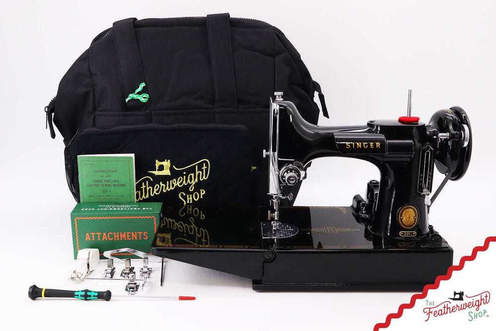 Singer Featherweight 221 Sewing Machine, AL9121** - Quilter's Special ...