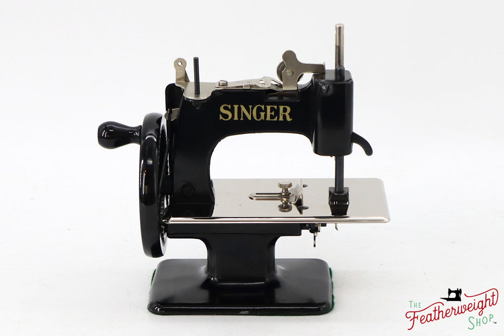 Singer Sewhandy Model 20-10 - Black, September 2024, Faire – The Singer ...