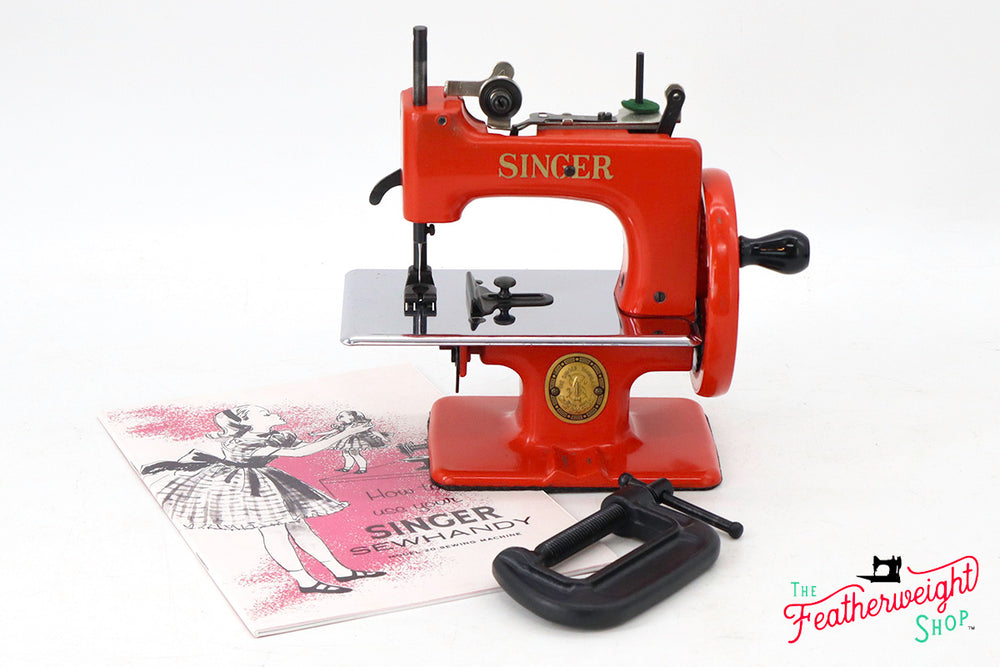 Singer Sewhandy Model 20 - Original Poppy Red - RARE, Oct. 2024 Faire ...