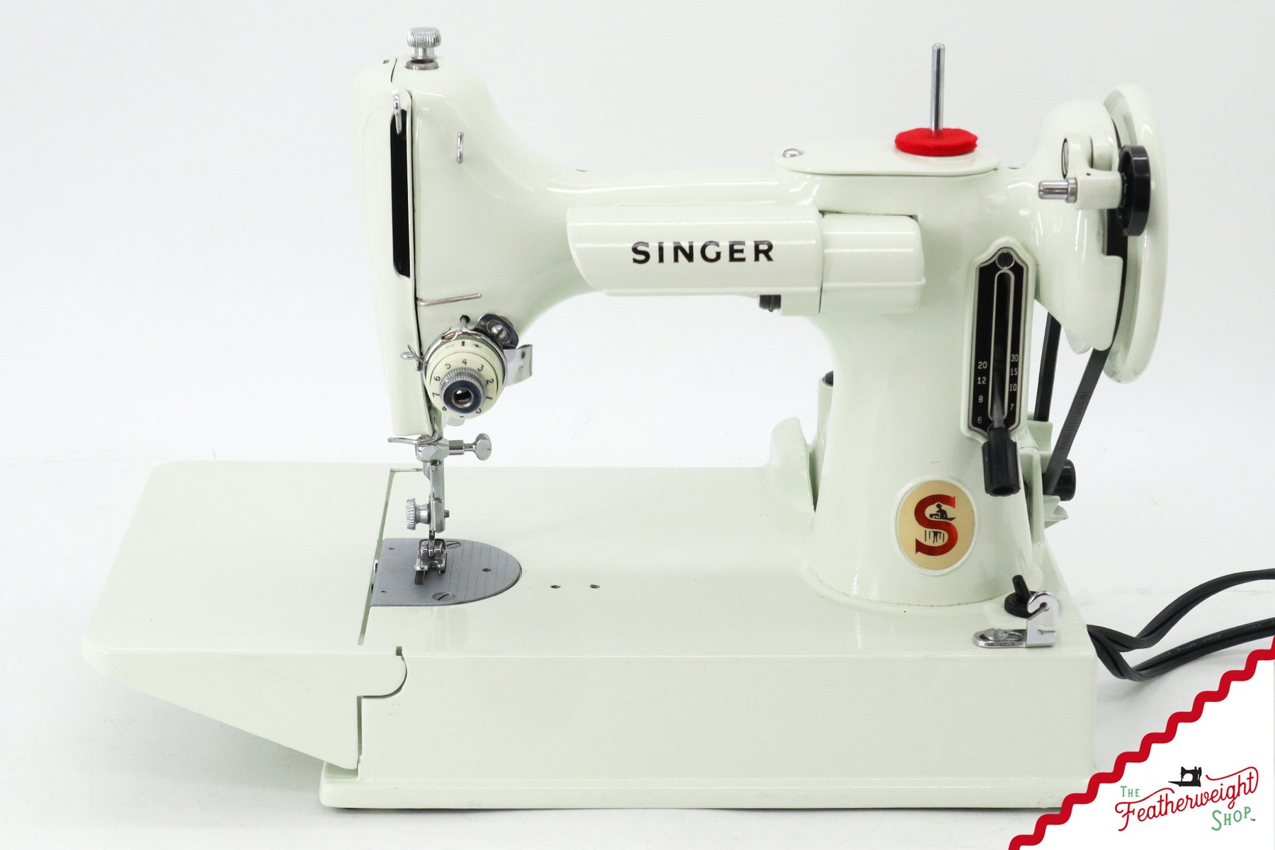 Singer Featherweight 221K Sewing Machine, British WHITE FA236*** – The ...