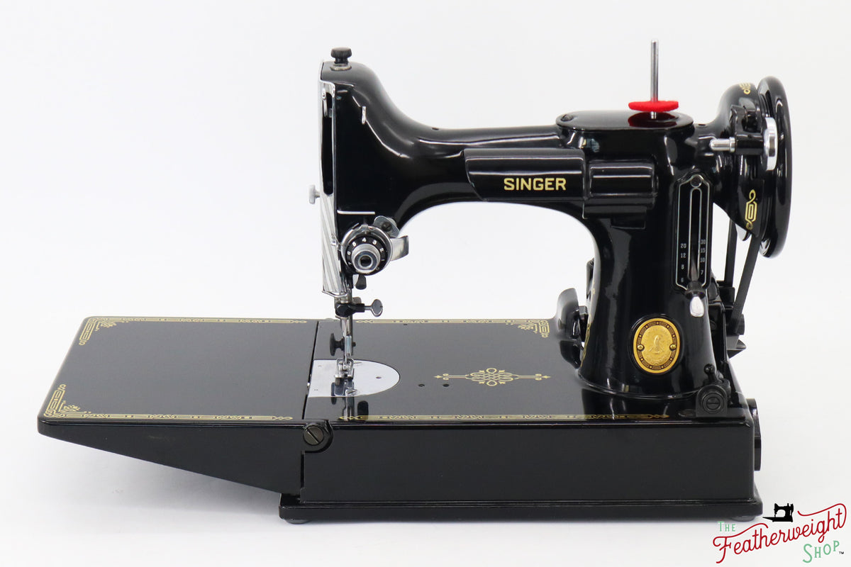 Singer Featherweight 221 Sewing Machine, AL181*** - 1952 – The Singer ...