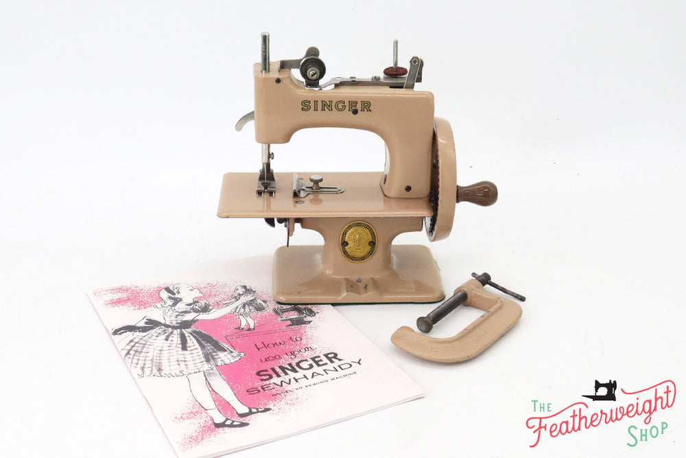 Singer Sewhandy Model 20, Beige - May 2024 Faire – The Singer ...