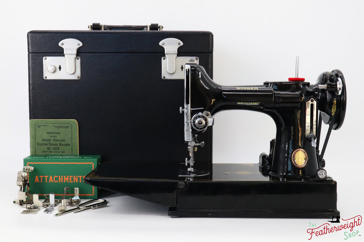 Singer Featherweight 221K Sewing Machine, Centennial: EG078*** – The ...
