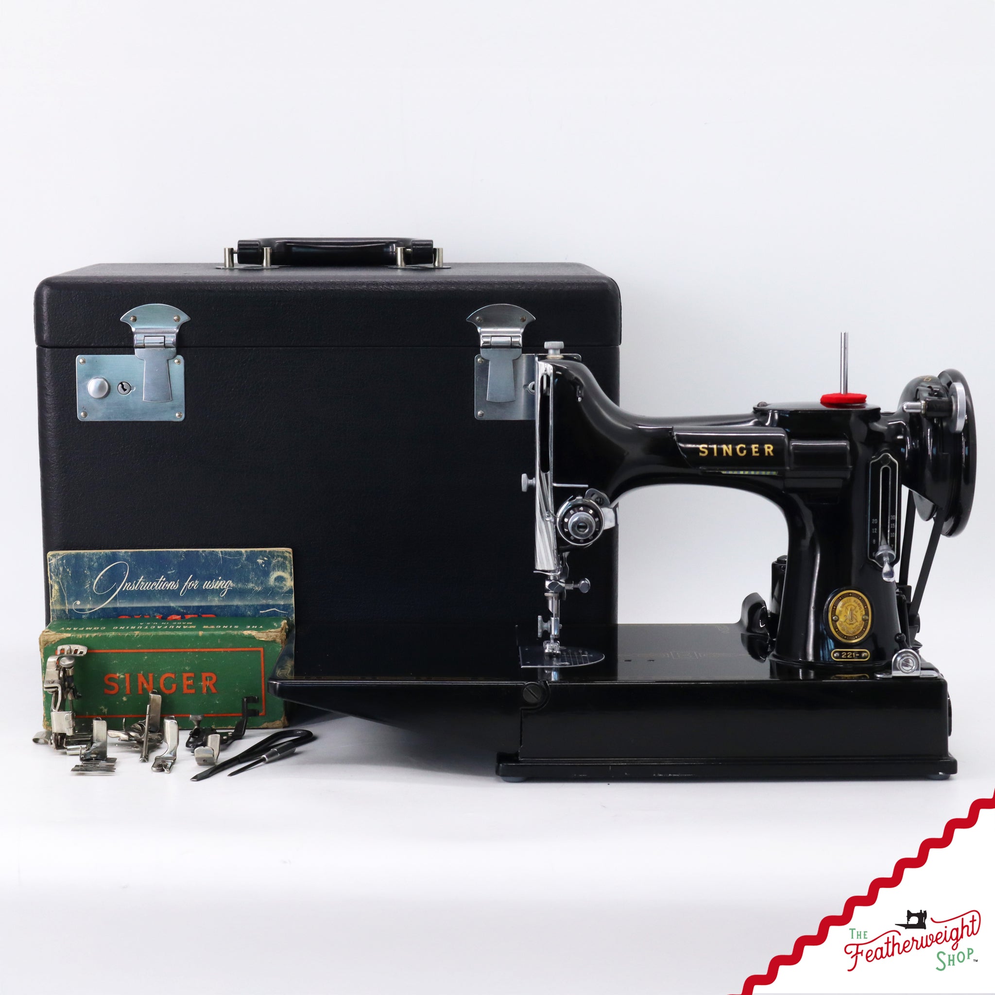 Singer Featherweight 221 Sewing Machine, AM182*** - 1955 – The Singer ...