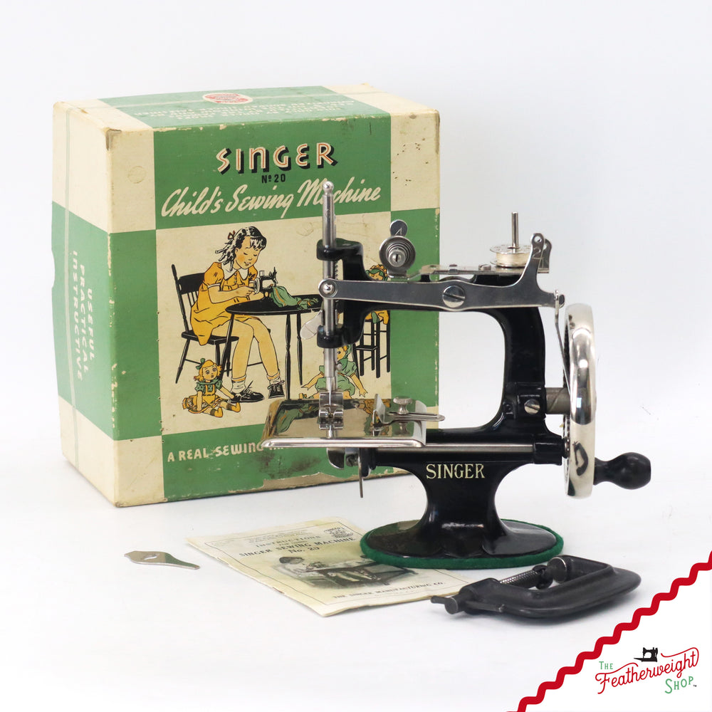Singer Sewhandy Model 20 Complete Set, Black - June 2025, Faire – The ...