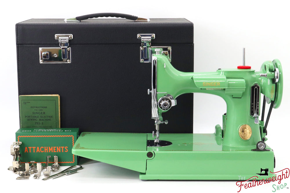 Singer Featherweight 221, AH211*** - Fully Restored in Art Deco Green ...