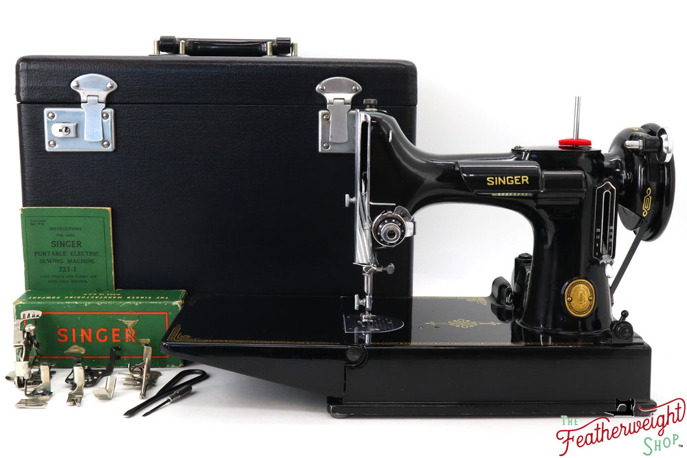 Singer Featherweight 221 Sewing Machine, AL030*** - 1952 – The Singer ...