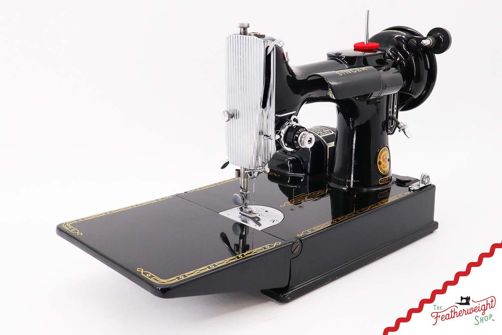 Singer Featherweight 221K Sewing Machine, RED "S" - ES1731** – The ...