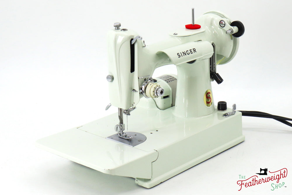 Singer Featherweight 221K Sewing Machine, WHITE - EV887*** – The Singer ...