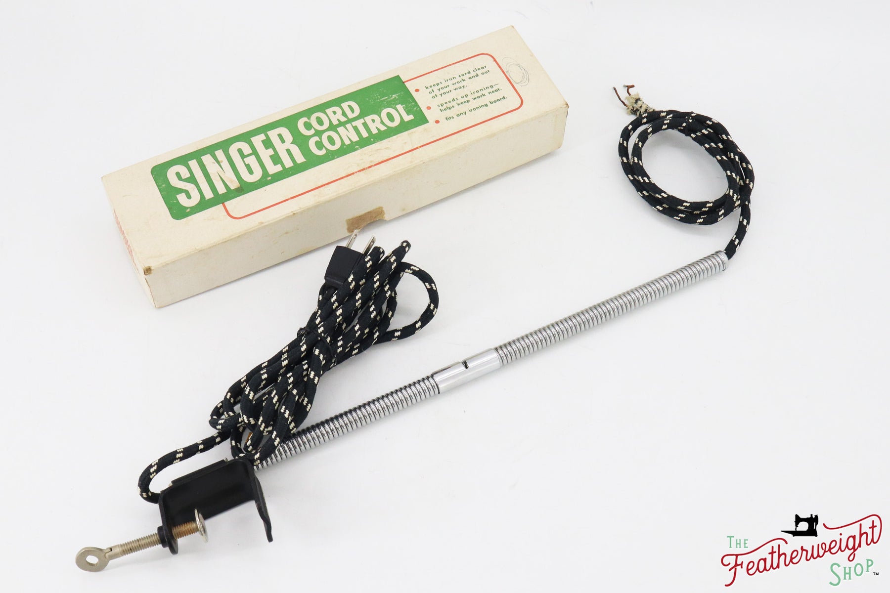 Collector's Corner – The Singer Featherweight Shop