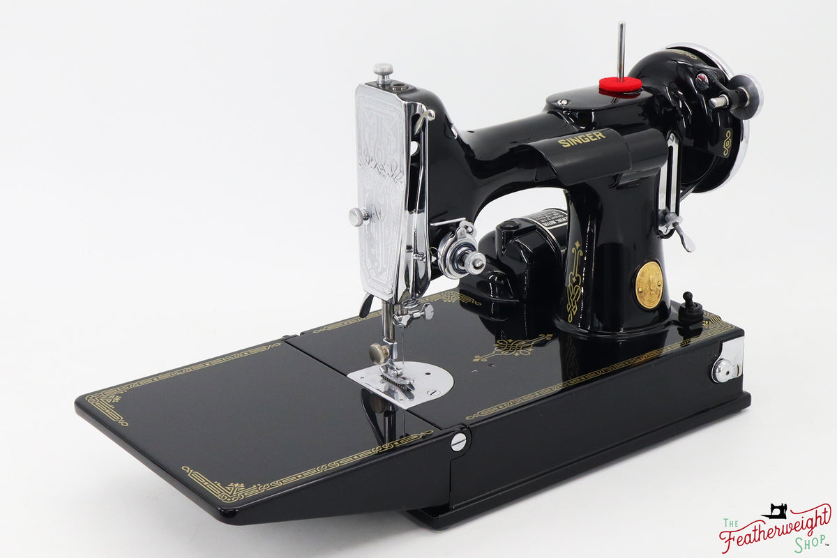 Singer Featherweight 221, "First-Run" 1933 AD5477** - Fully Restored i ...
