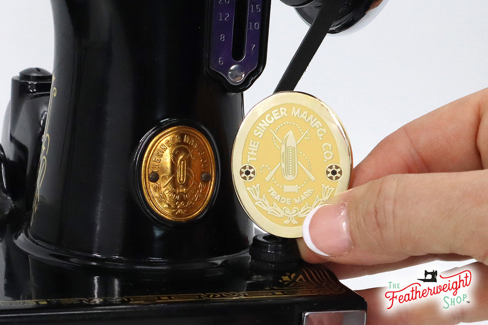 Needle Minder, PIN PAL - Singer's Standard Gold Badge – The Singer ...