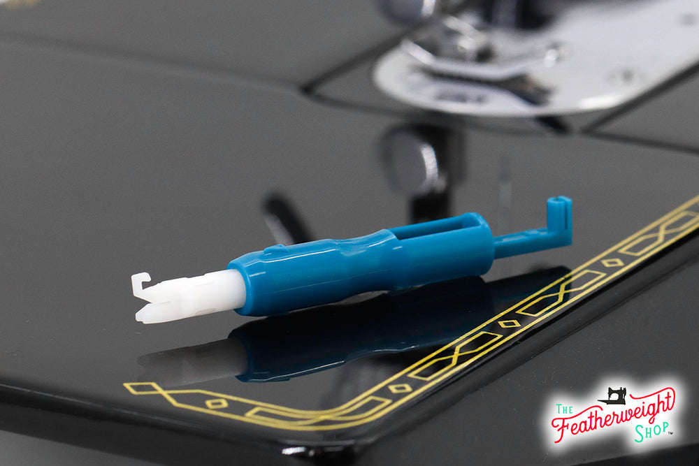 Singer Featherweight 221 Tested Super Easy Machine Needle Threader ...