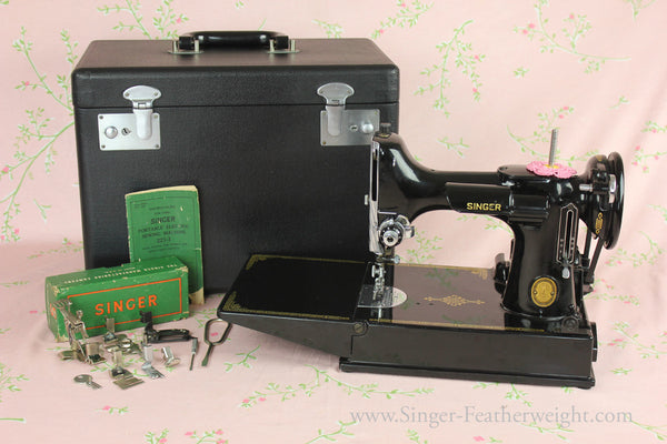 Singer Featherweight 221 Sewing Machine, AL412*** – The Singer ...