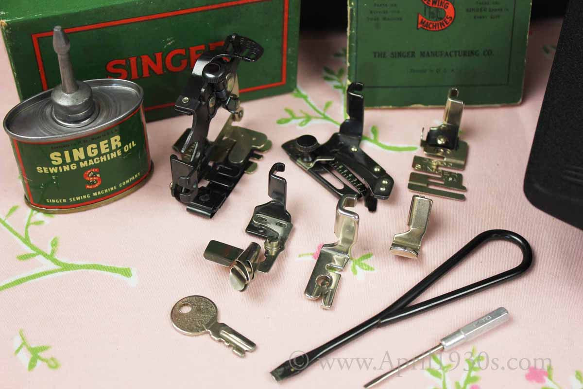 Singer Featherweight 221 Sewing Machine WRINKLE Crinkle – The Singer ...