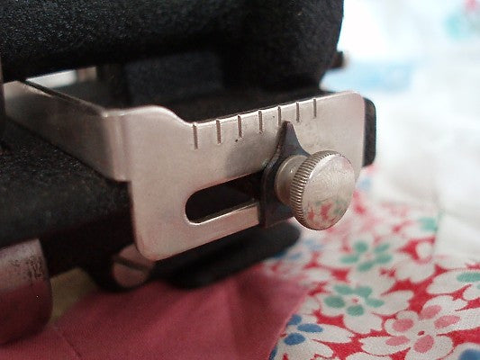 Pinking Attachment, Singer (Vintage Original) – The Singer ...