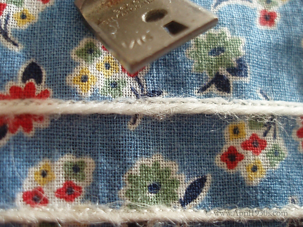 Singer Featherweight 221 - Braiding Presser Foot – The Singer ...