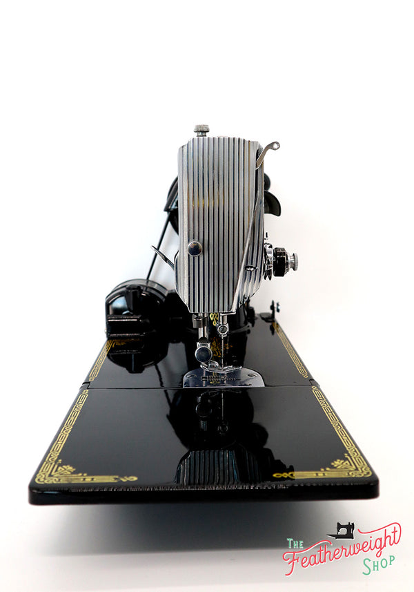 Singer Featherweight 221K Sewing Machine, EG7068** – The Singer ...