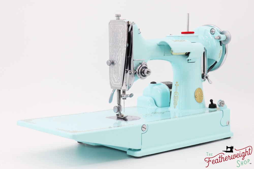 Singer Featherweight 221, AE211*** - Fully Restored in Snowflake Blue ...