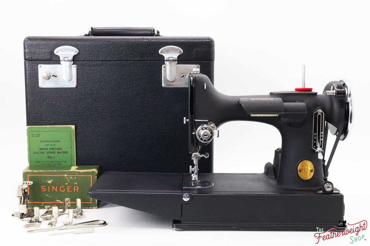 Singer Featherweight 221 Sewing Machine WRINKLE Crinkle – The Singer ...