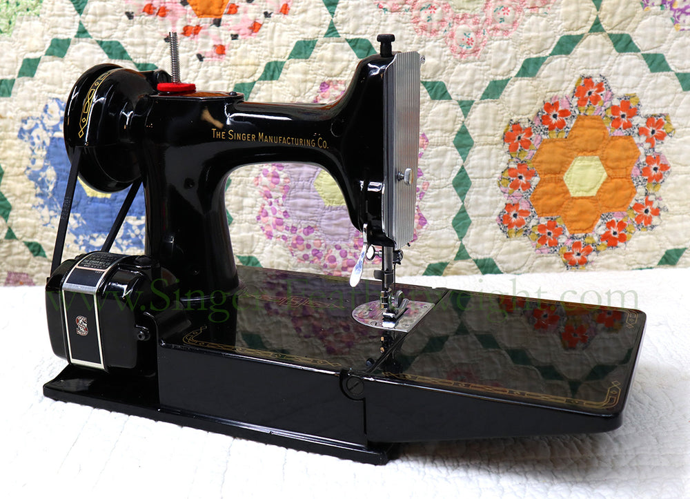 Singer Featherweight 221 Sewing Machine, AL716*** – The Singer ...