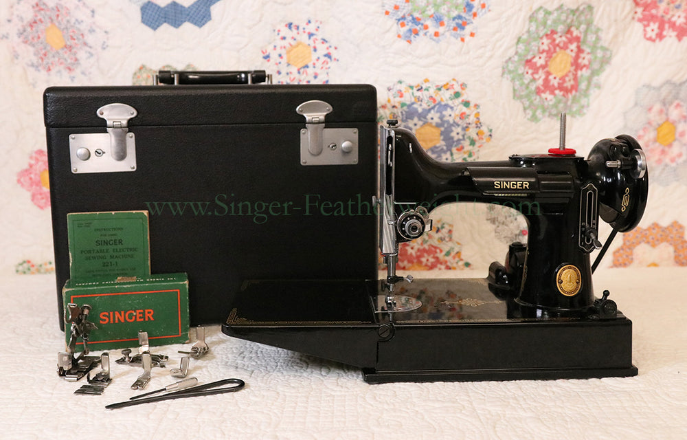 Singer Featherweight 221 Sewing Machine, AL416*** – The Singer ...