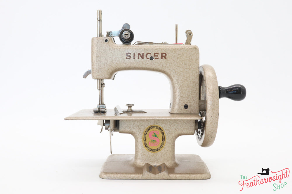 Singer Sewhandy Model 20 - Hammered Wispy Mauve - RARE, Complete Set ...