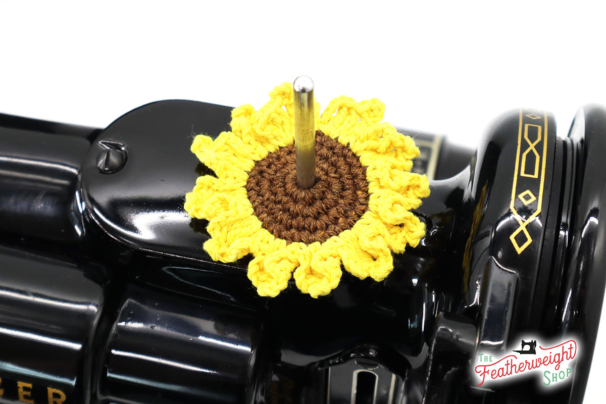 Singer Featherweight 221 222 Spool Pin Doily Leaf – The Singer ...