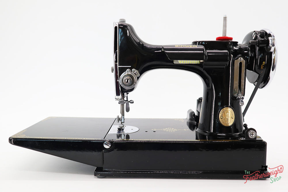 Singer Featherweight 221 Sewing Machine For Sale – The Singer ...