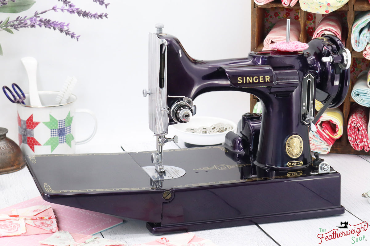 Singer Featherweight 221, AM180*** - Fully Restored in Black Iris – The ...