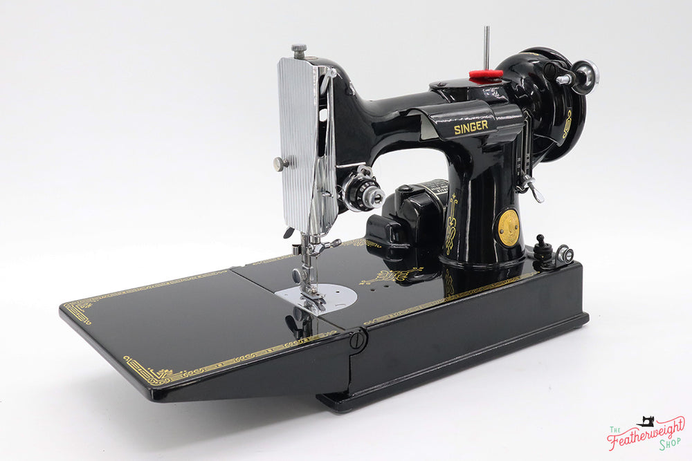 Singer Featherweight 221 Sewing Machine For Sale – The Singer ...