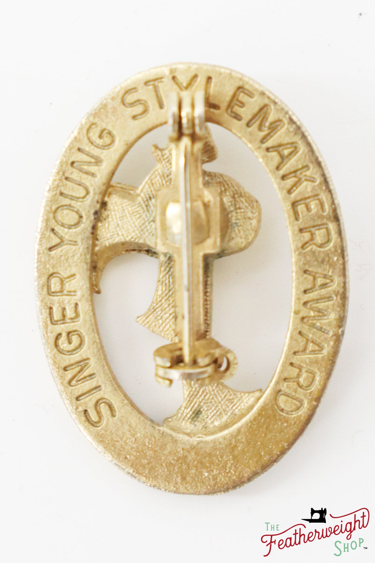 Qualifier's Pin, Singer Dressmaking Contest - RARE Singer (Vintage Ori ...