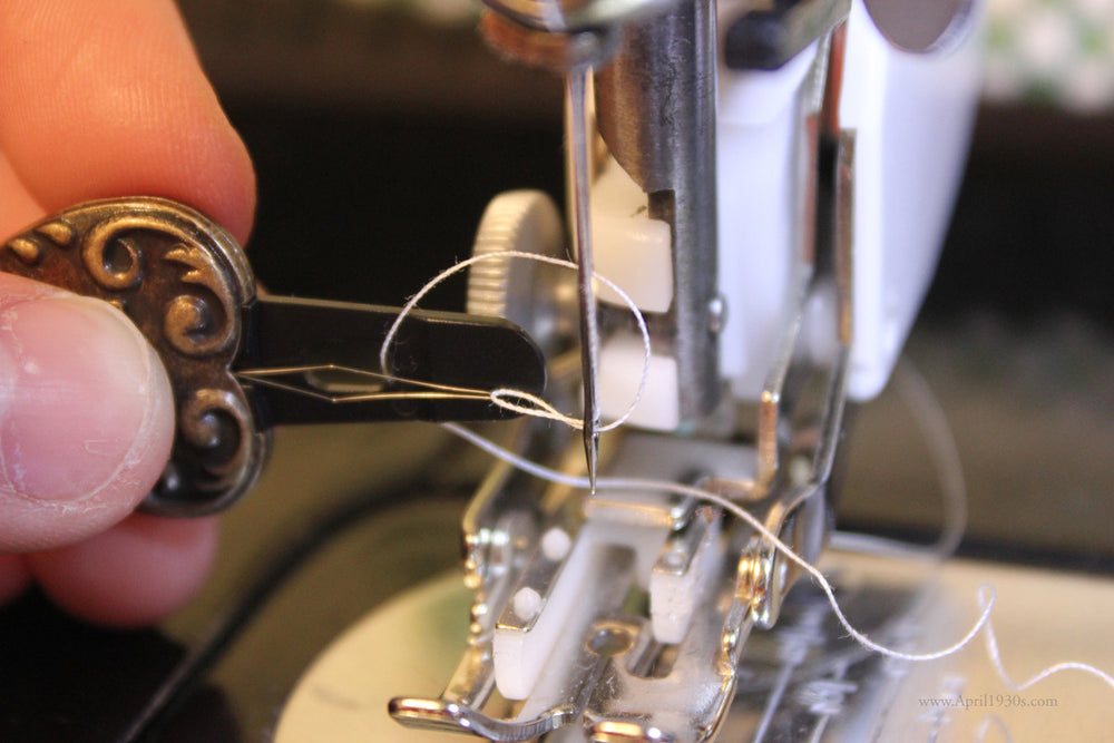 Singer Featherweight 221 Tested Needle Threader – The Singer ...