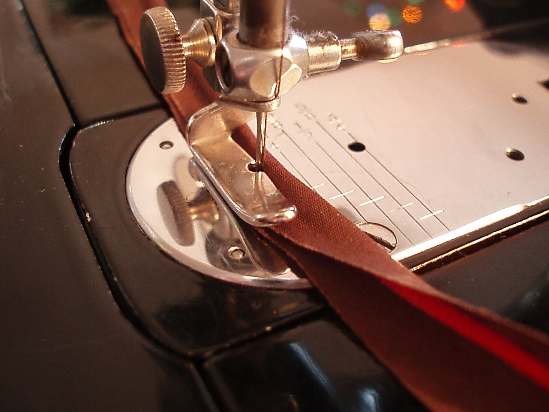 Singer Featherweight 221 Cording Feet Attachments – The Singer ...