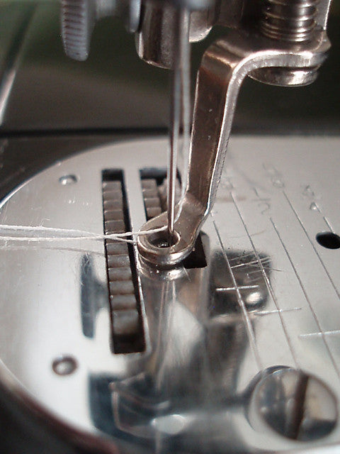 Singer Featherweight 222K Embroidery & Darning Foot (Vintage Original ...