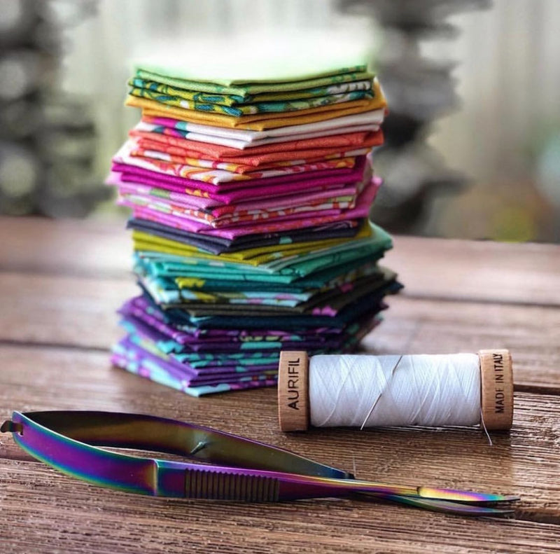 Tula Pink Hardware Curved EZ Snip - 5 Inch – The Singer Featherweight Shop