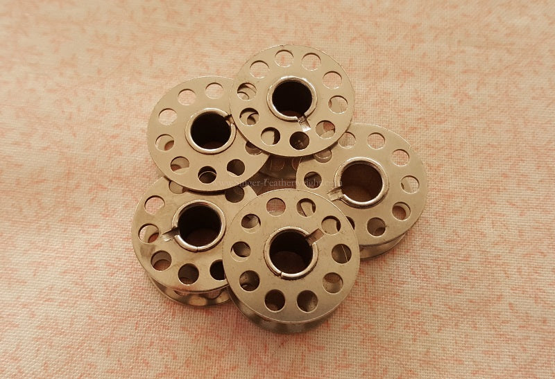 Bobbins, VINTAGE ORIGINAL Singer 15 CLASS, Set of 5 – The Singer ...